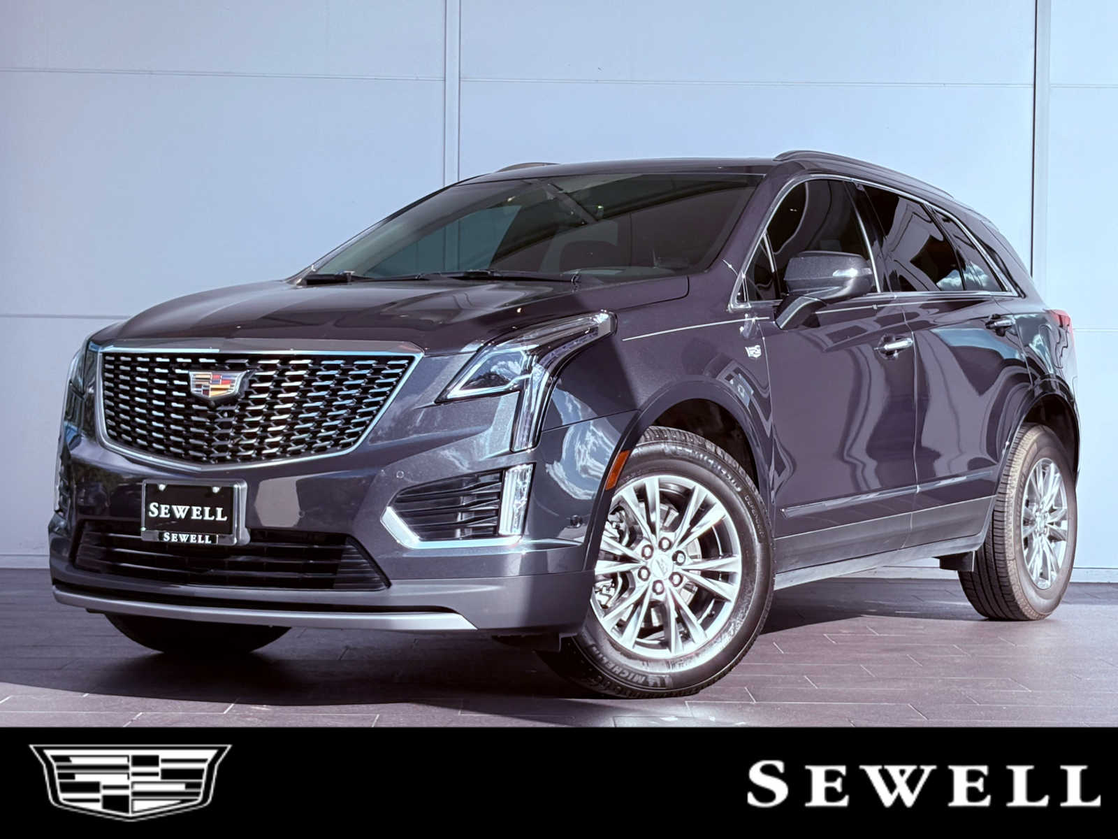 Pre-Owned 2022 Cadillac XT5 Premium Luxury SUV in #5400721 | Sewell ...