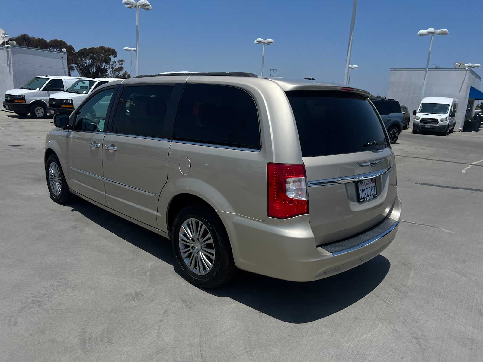 Pre-Owned 2014 Chrysler Town and Country Touring-L For Sale Near ...